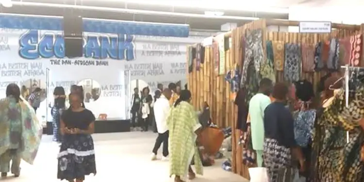 Over 100 exhibitors throng Ecobank’s “Adire Lagos” fair — National ...