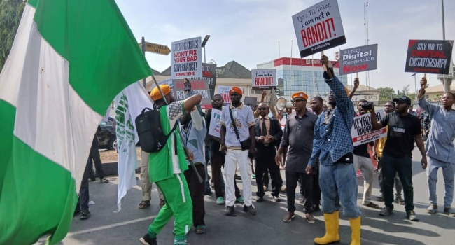 Nigerian youths defy police warning, stage protests nationwide ...