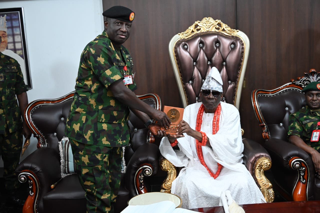 COAS visits Oba of Lagos, solicits traditional support for military ...